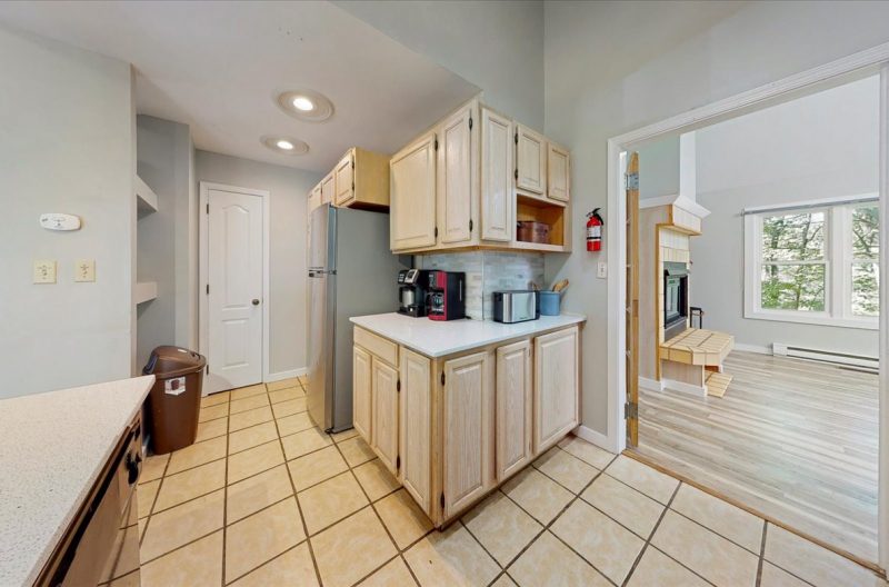 Mesmerising Villa/Castle for Rent with Indoor Pool in Poconos, PA (252 ...