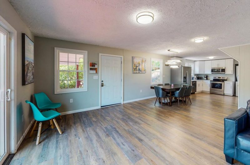 Mesmerising Villa/Castle for Rent with Indoor Pool in Poconos, PA (252 ...