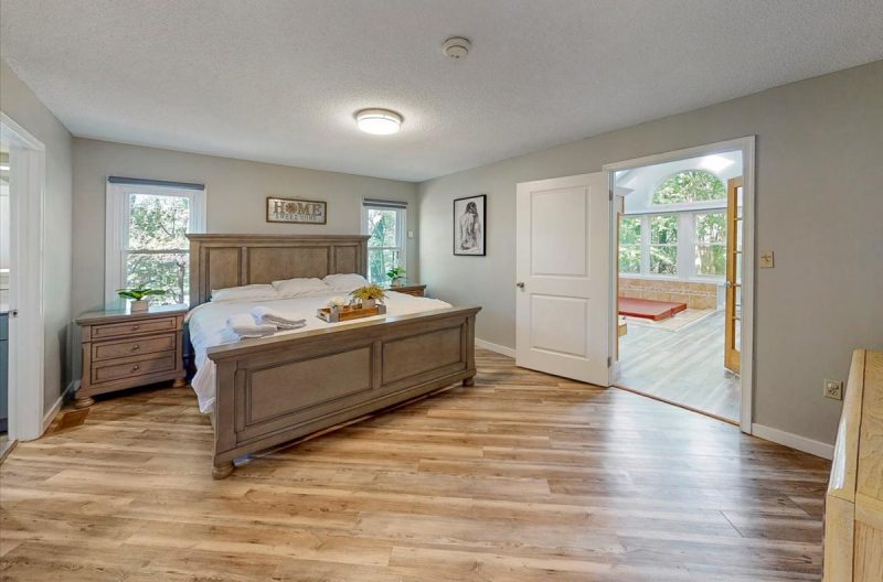 Mesmerising Villa/Castle for Rent with Indoor Pool in Poconos, PA (252 ...